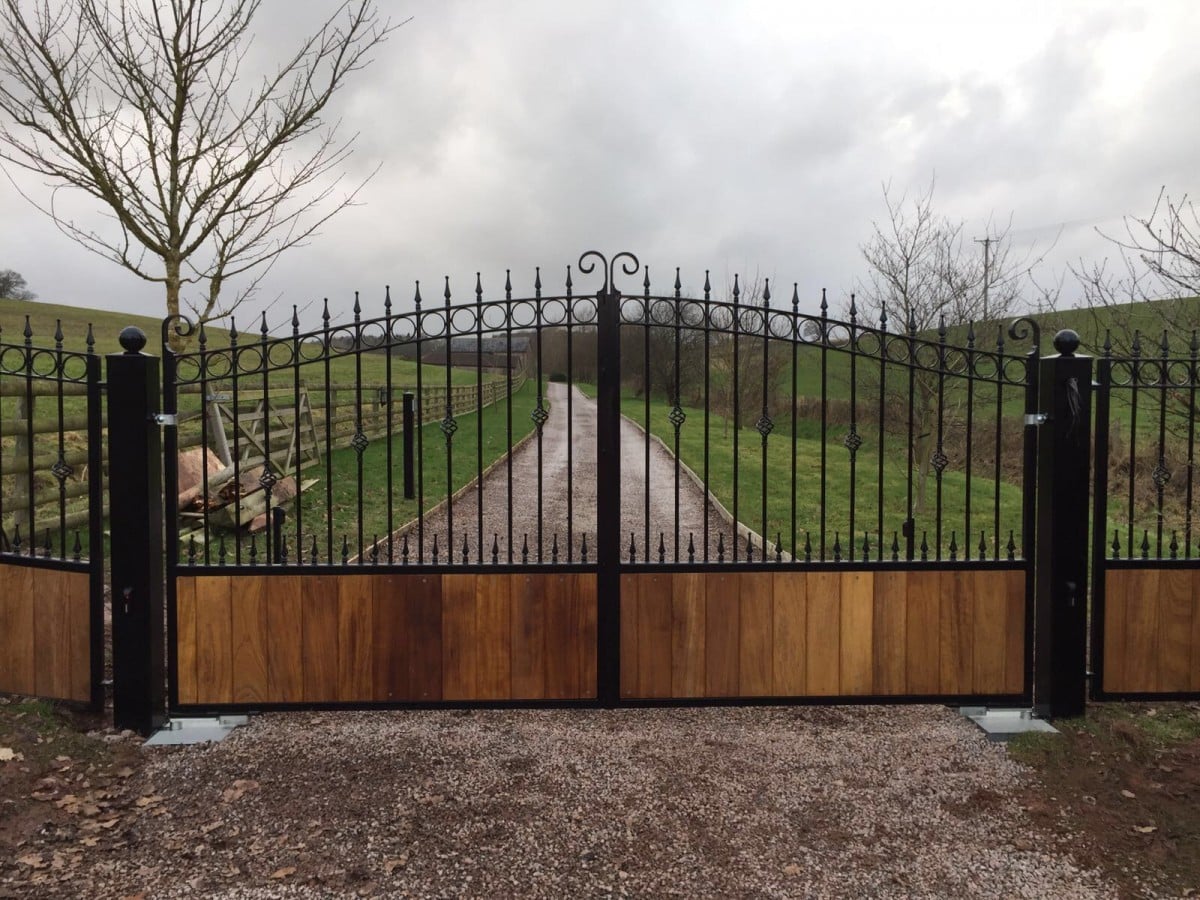 Electric Gates Company - Gloucestershire I TPS Electrical Gates