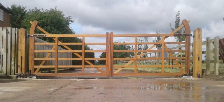 Electric Gates Installers - Industrial Doors | TPS Electric Gates