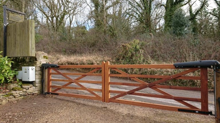 Electric Gates Installers - Industrial Doors | TPS Electric Gates